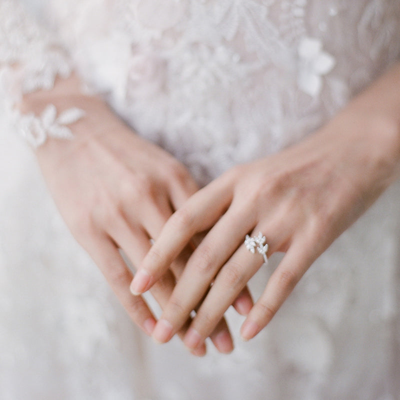 Milonia Ring – CARAT* London US